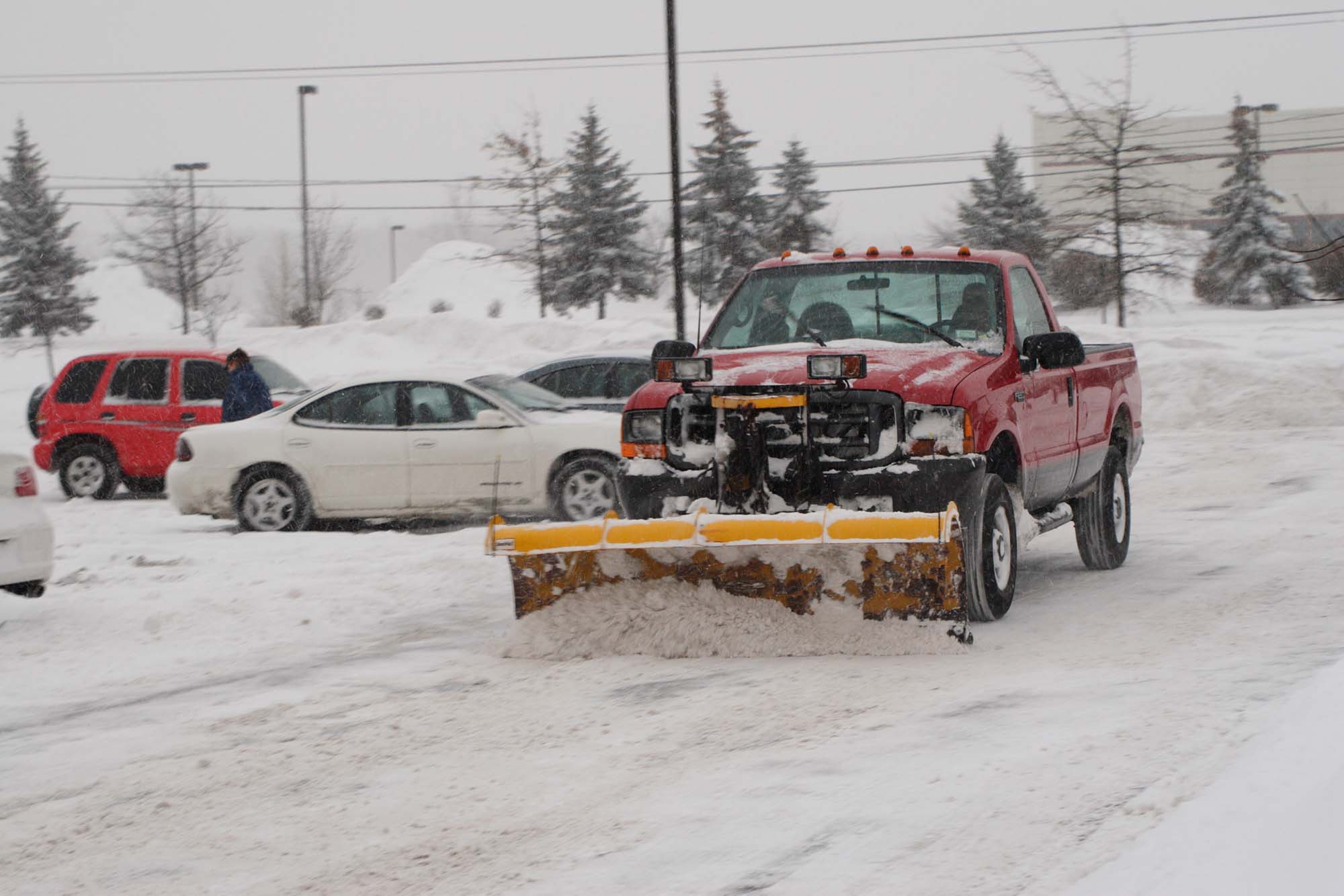 What are Snow Squalls? - The Weather Station Experts