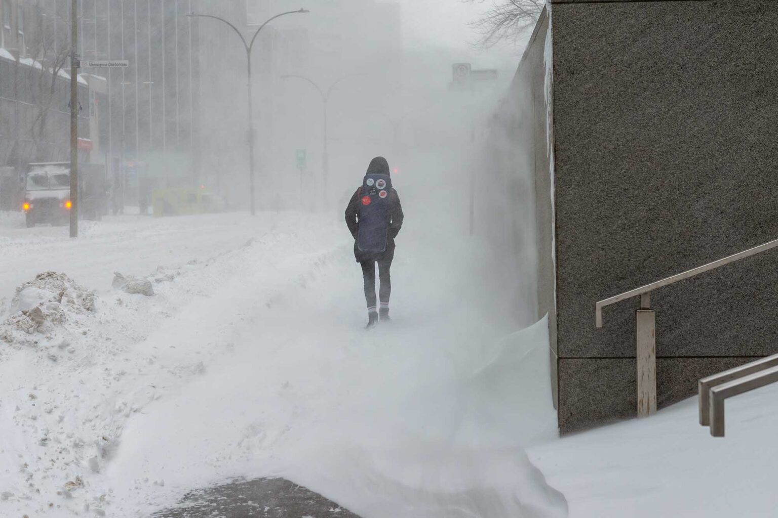 What are Snow Squalls? - The Weather Station Experts