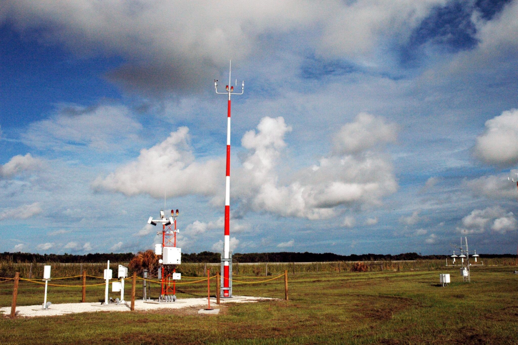 How do I find weather stations near me? - The Weather Station Experts